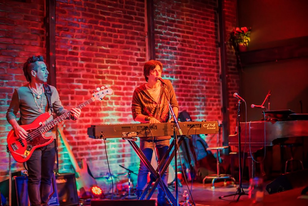 Matthew Jordan - Singer/Songwriter/Keyboard Player